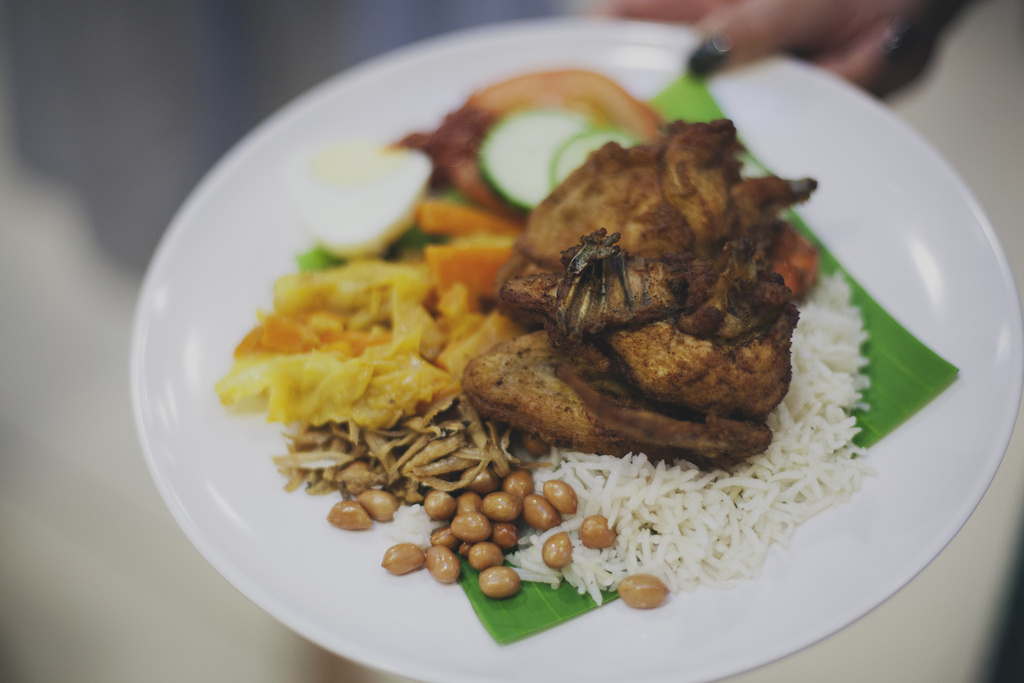 Serving home-style Nasi Lemak for an Alpha Dinner party - The Food Canon