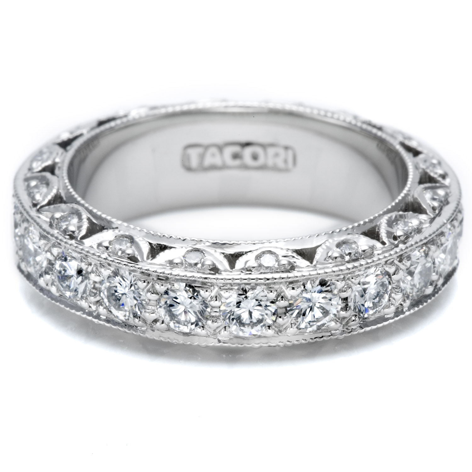 Diamond – April’s Gemstone Of Sparkling Glamour | Fashion and Cosmetics