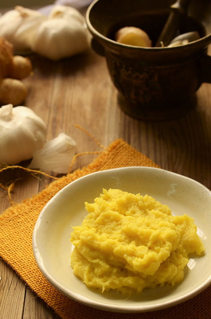 Erica's Yummy Food: Homemade Ginger Garlic Paste