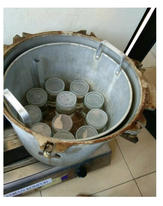 STERILISASI ALAT DAN MEDIA KULTUR JARINGAN TANAMAN