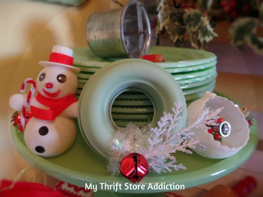 A Holly Jolly Jadeite Kitchen! | My Thrift Store Addiction