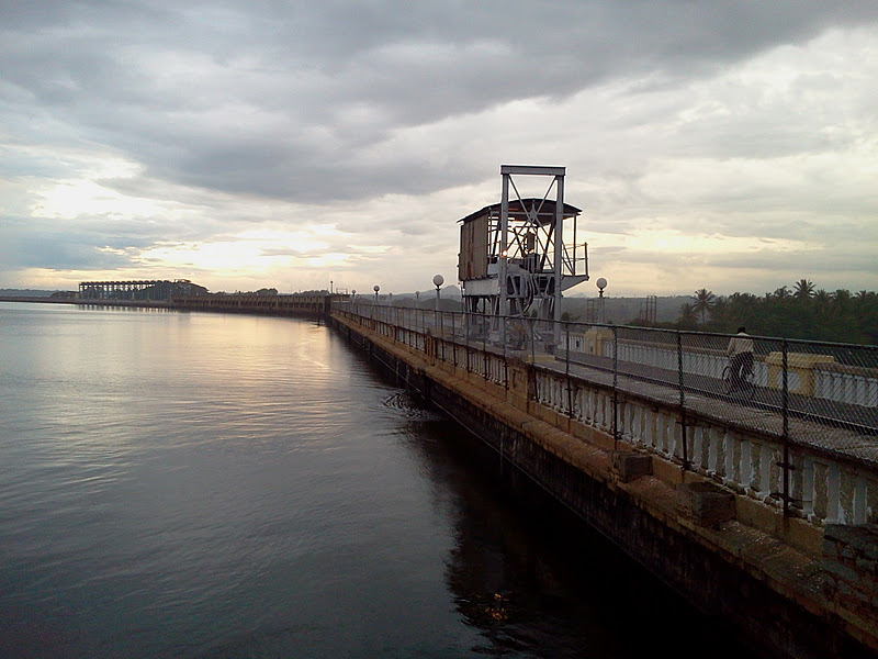 YENNAAR: Krishna Raja Sagar Dam, Mysore