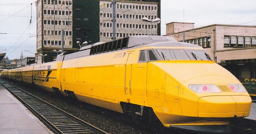 Une Vie Moderne: TRAINS - TGV Postal