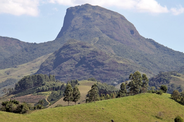 TURISTANDO PELO MUNDO: Muriaé, Minas Gerais - No Parque Estadual do ...