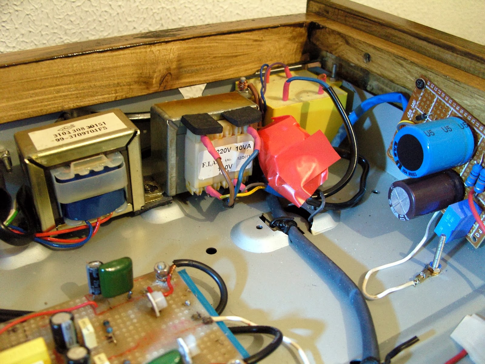 Mao Audiophile Modifications: Philips CD713 -TDA1545 Powered-passive I ...