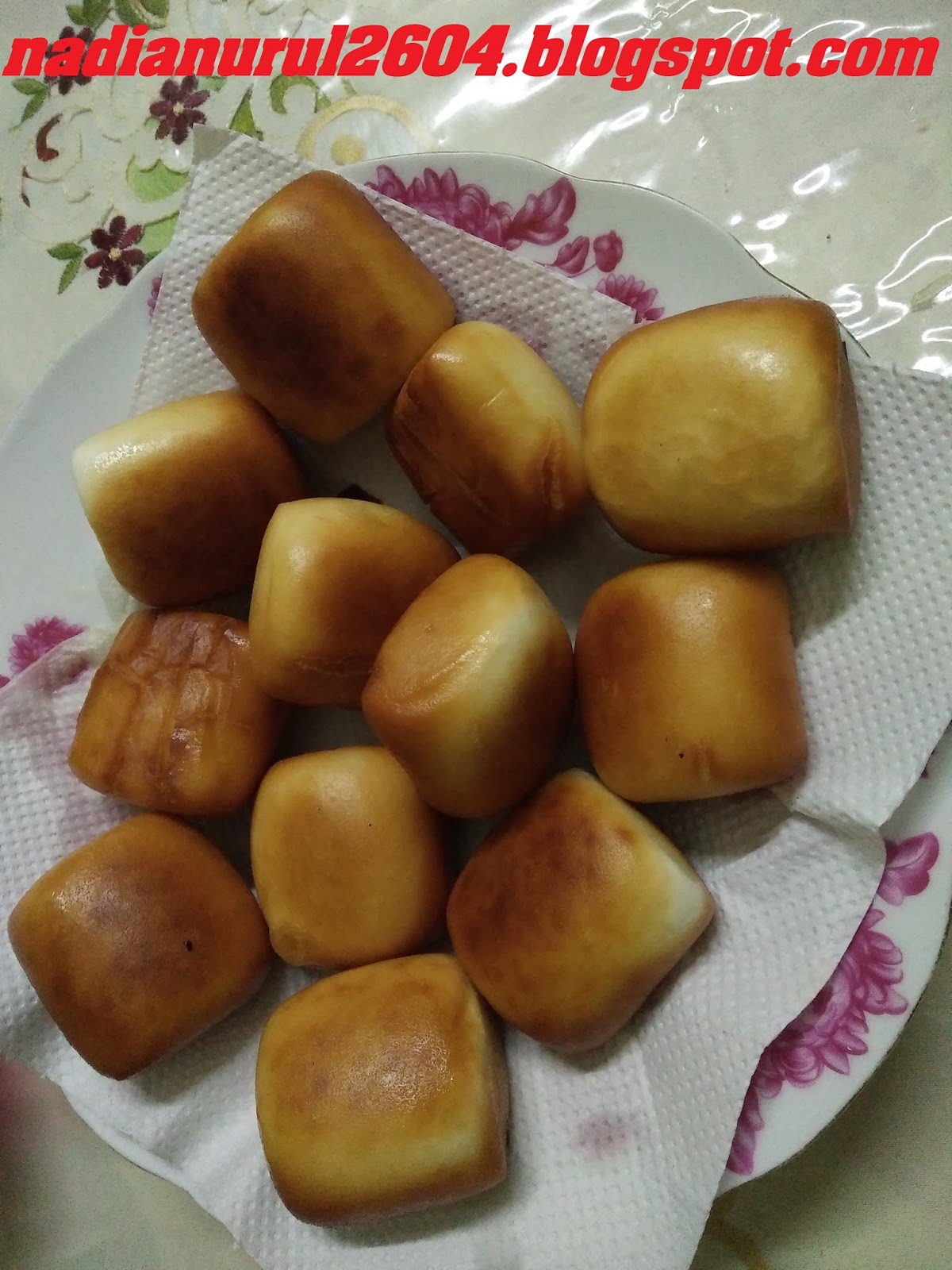 FIRST TIME MAKAN MINI MANTOU @ ROTI SPAN KECIL - LADY NADIA : MALAYSIAN ...