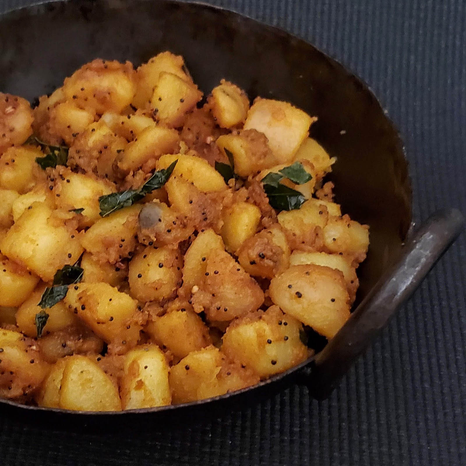 Potato Kara Curry - Few Minute Wonders