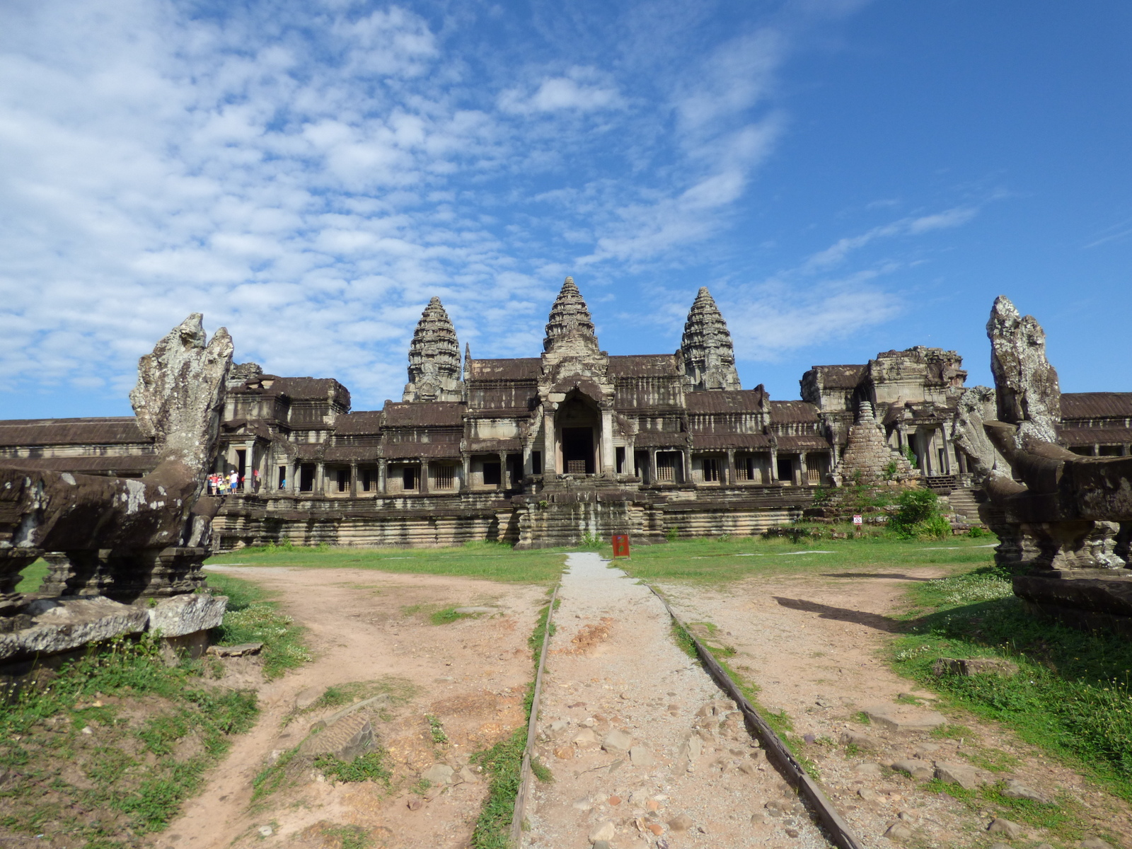 The 2015 Journey Around the World: The temples of Angor Watt