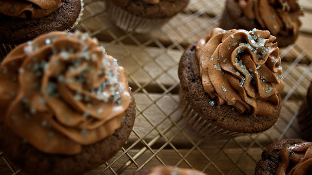 be confectionate: Cupcake disaster.