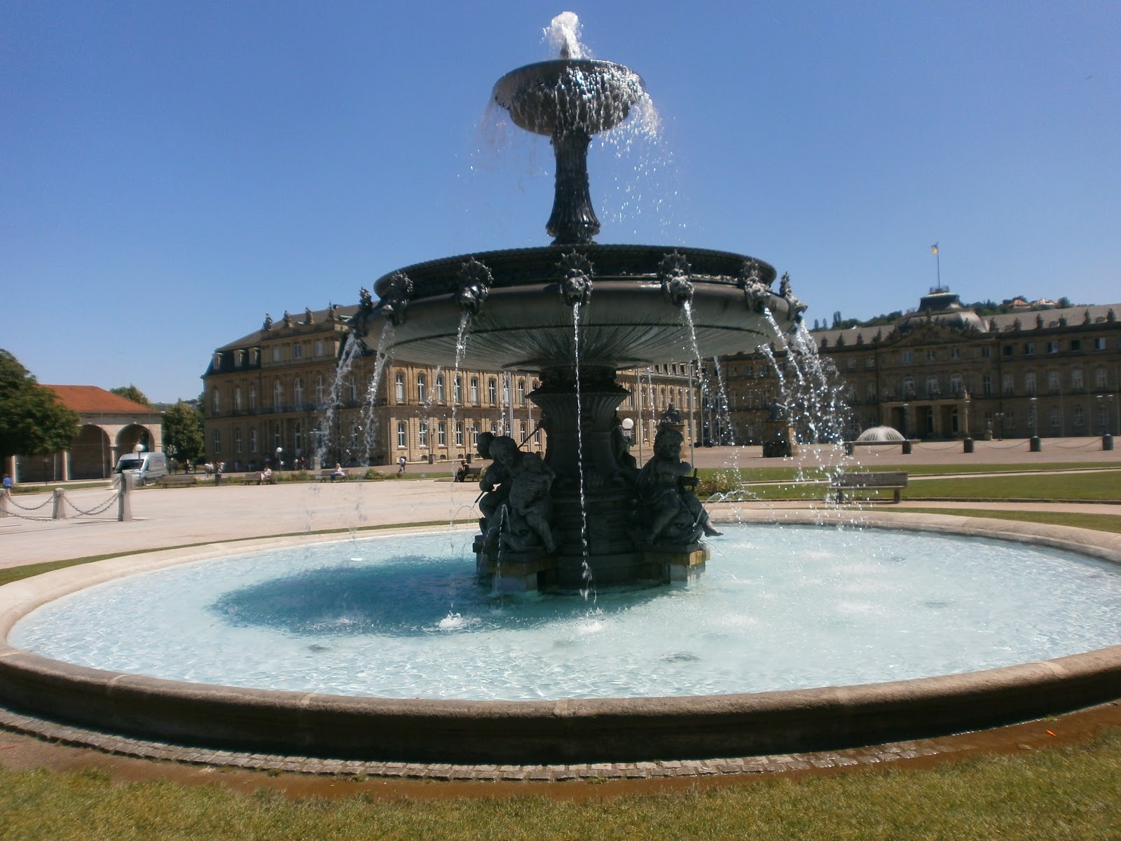 Wege in der Region Stuttgart: Brunnen im Stadtbezirk Stuttgart-Mitte