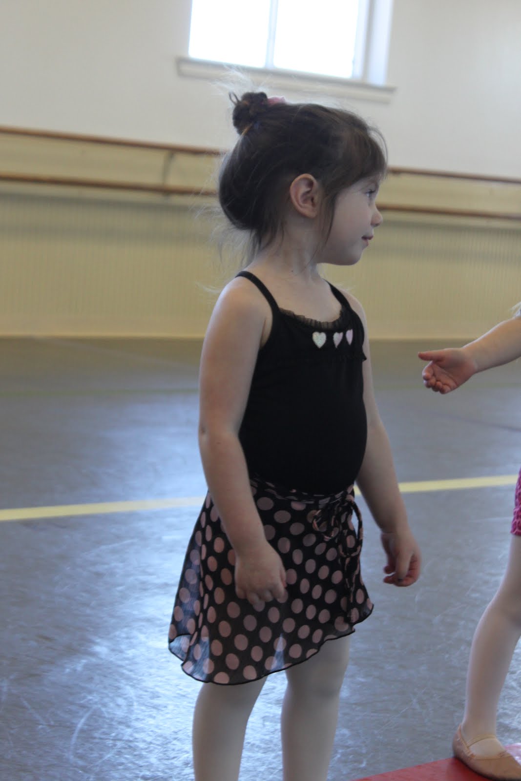 Mojoy: Gabbi's Dance class with Miss Linda Lou