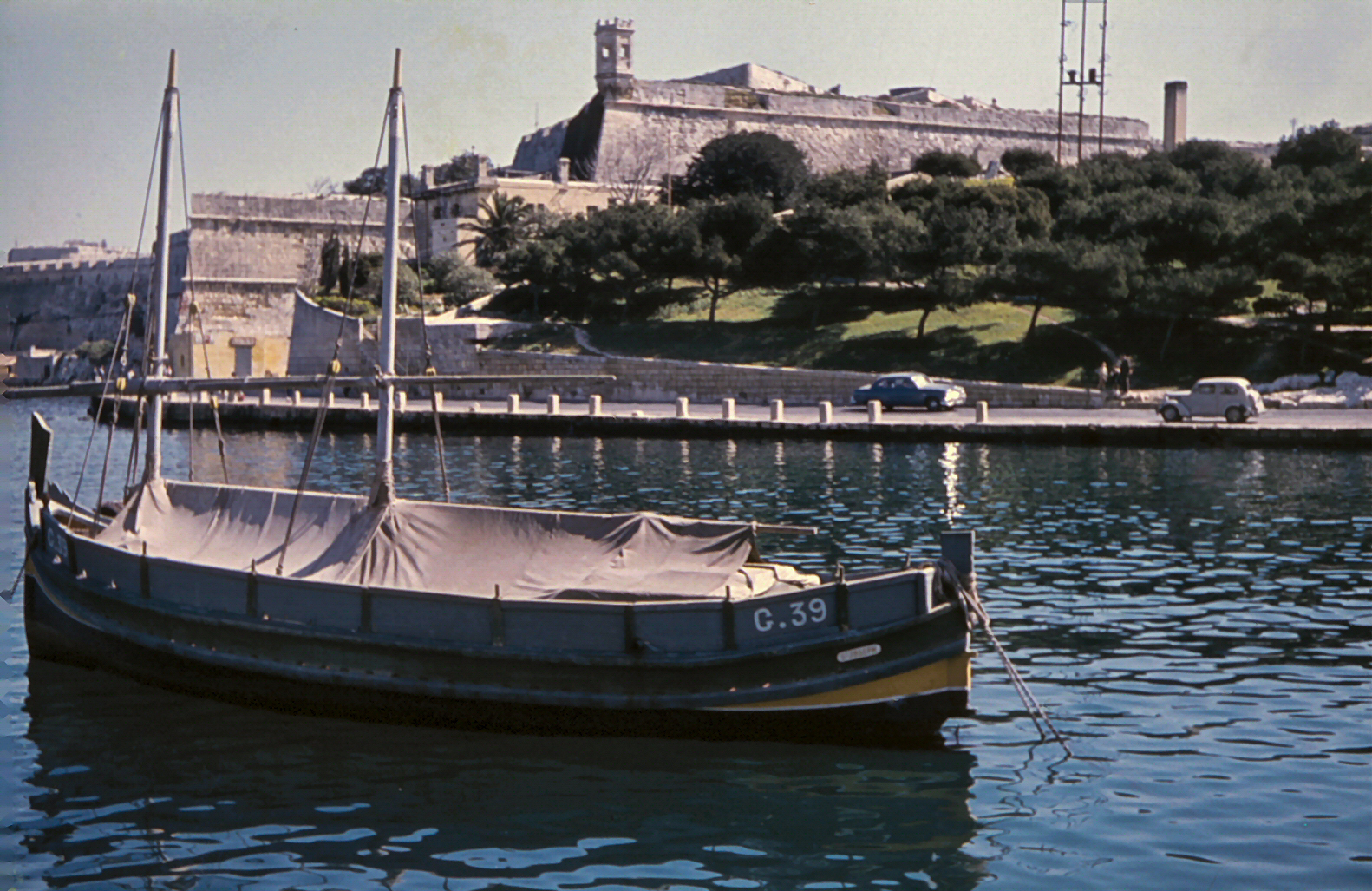 The Evening Hill Diaries: A Coro-nerlude: Malta in the 1950s