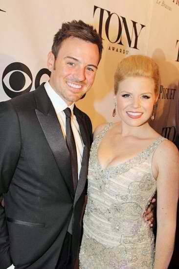 Megan Hilty Married Brian Gallagher In Las Vegas (Wedding Photos)