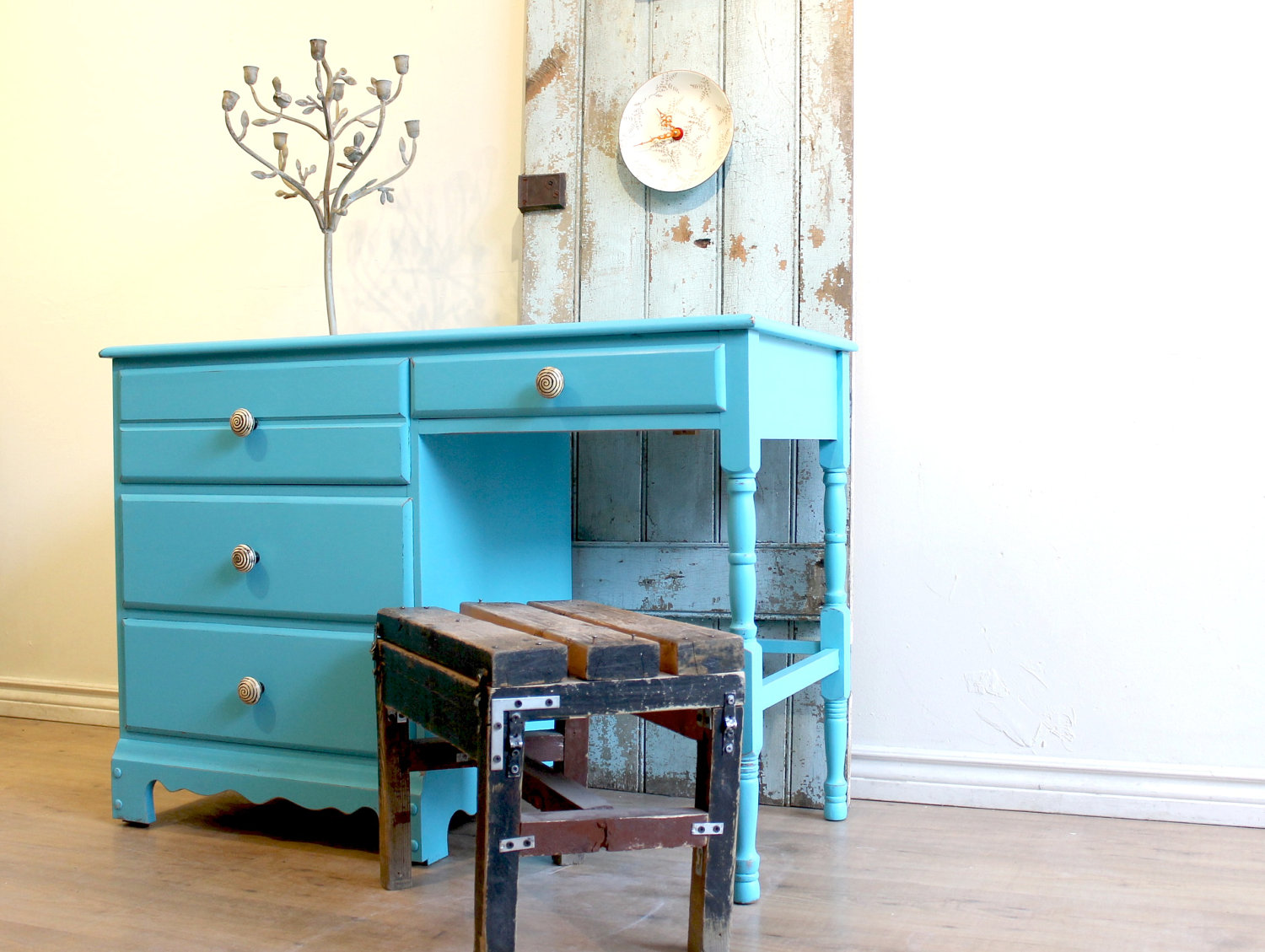 Poppyseed Creative Living: Newest Poppy - Little Turquoise Desk