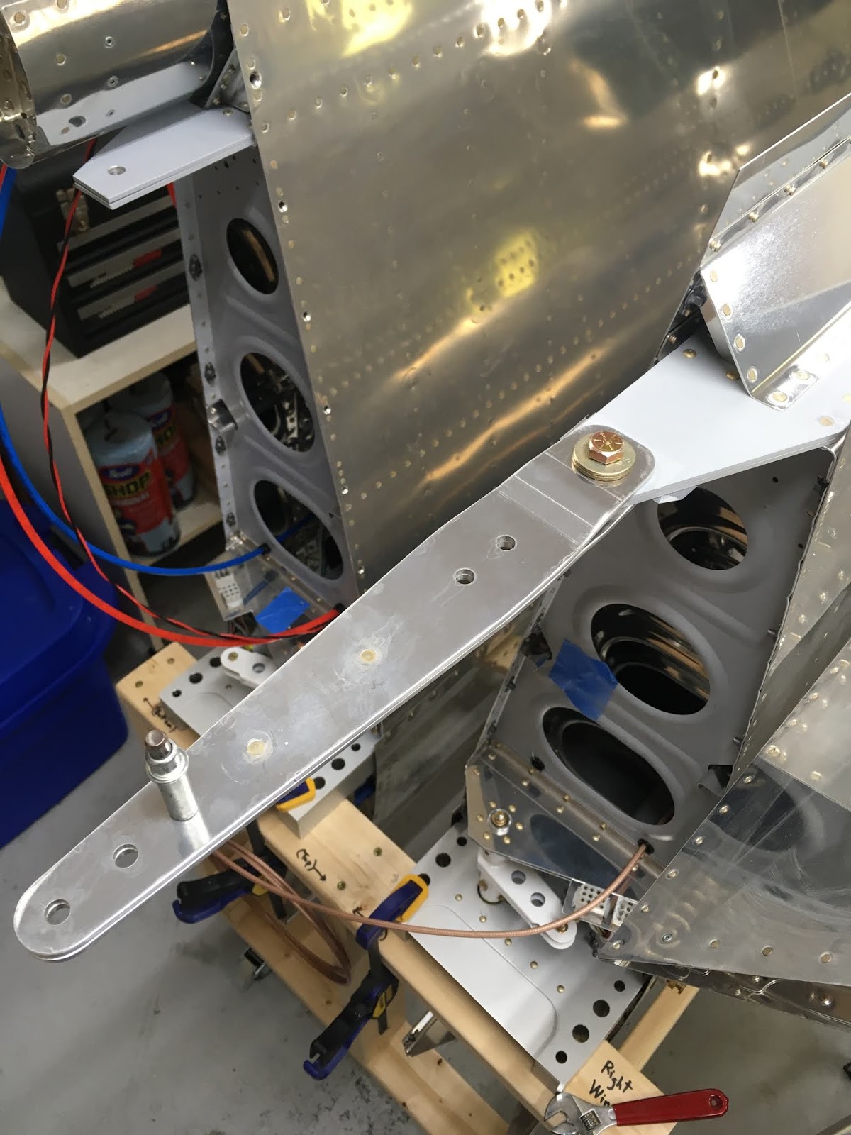 Alex's RV-14A Build Log: 25 - Fwd Mid Fuse Bulkheads (Fuselage kit ...