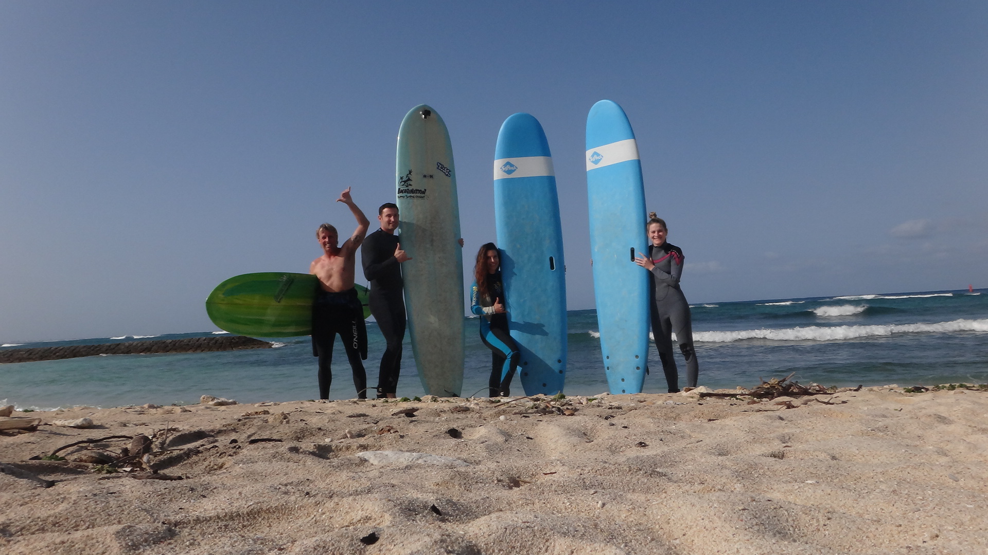Happy Surfing Okinawa