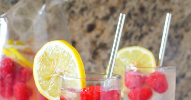 Sparkling Raspberry Lemonade | Serena Bakes Simply From Scratch