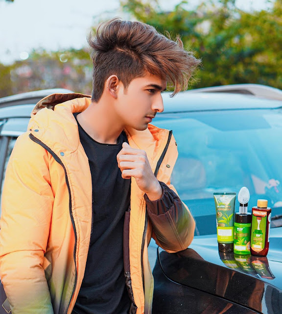 instagram star kunal tomar complete biography