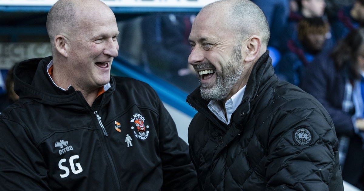 The squad: Expert review - Part 1 GK's ~ Mitch Cook's Left Foot