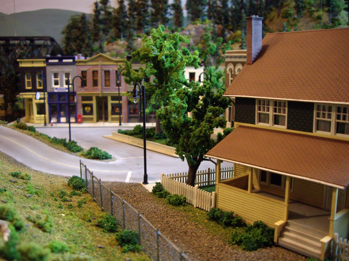 Layout Scenery Part III - Downtown - TY'S MODEL RAILROAD