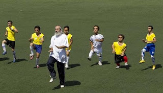 sports lens 7: Dwarf Soccer Team member and dwarfs Dwarfs Players