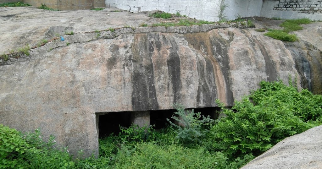 Tamilnadu Tourism: Pandava Cave Temple, Arakandanallur, Kallakurichi