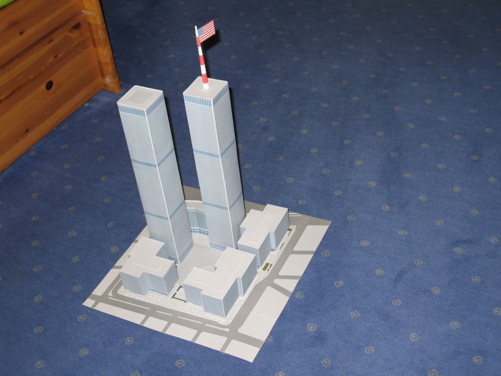 Architecture Papercraft: World Trade Center