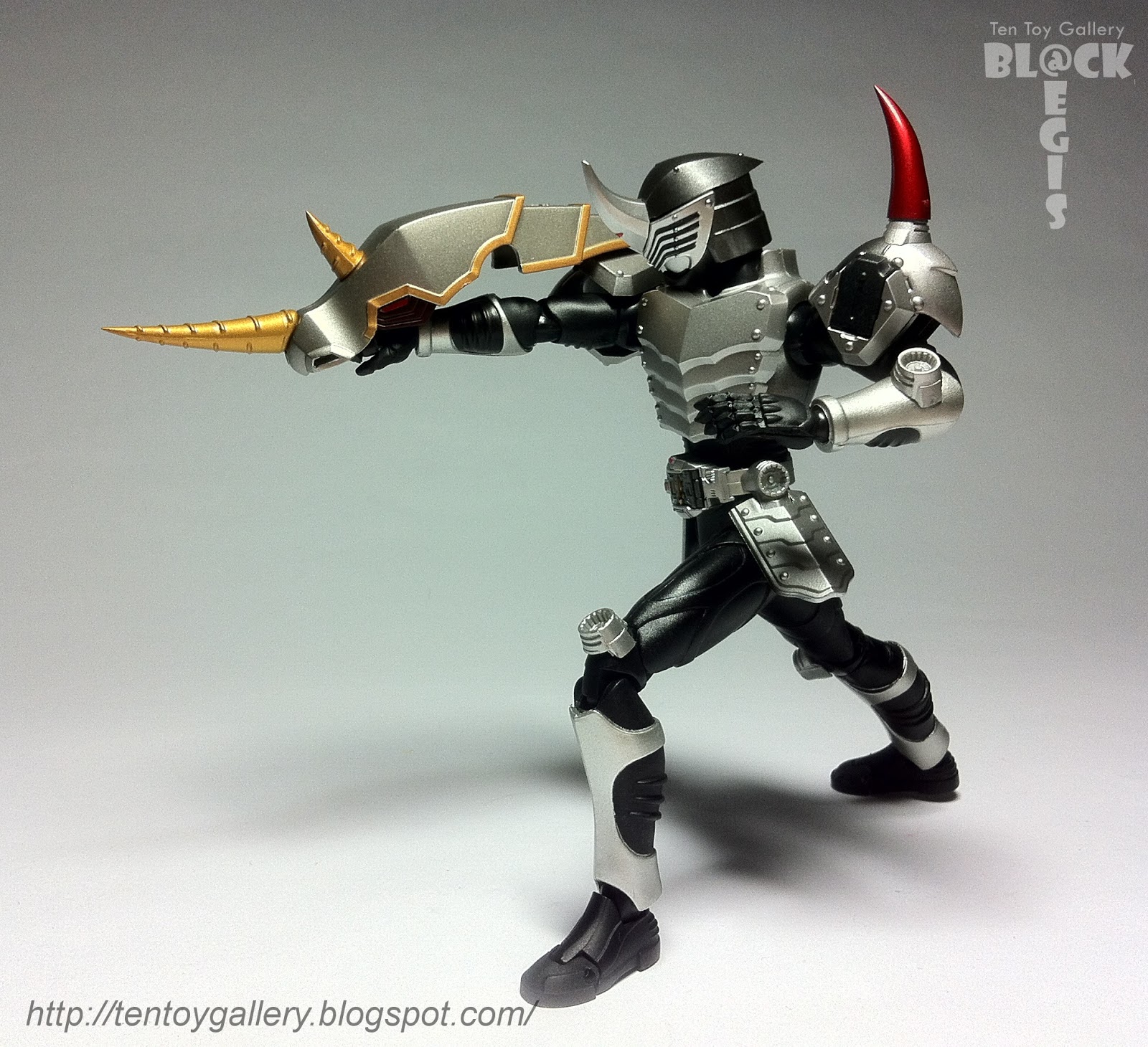 Ten Toy Gallery: Review: S.H.Figuarts Masked Rider Gai