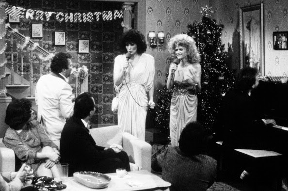 Holiday Film Reviews: A tribute to Jan Hooks and how she made the ...
