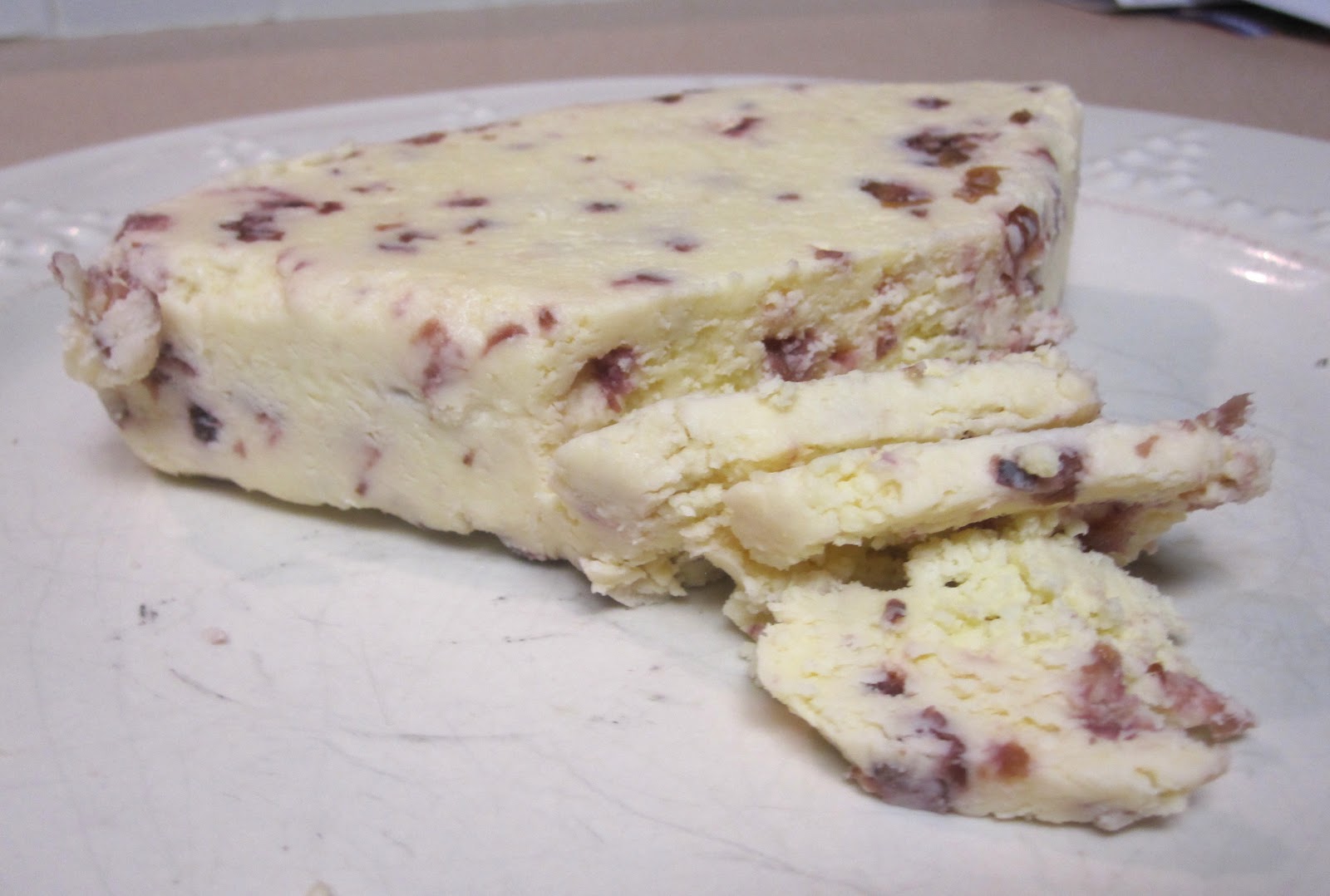 Cannundrums: Cheese: White Stilton