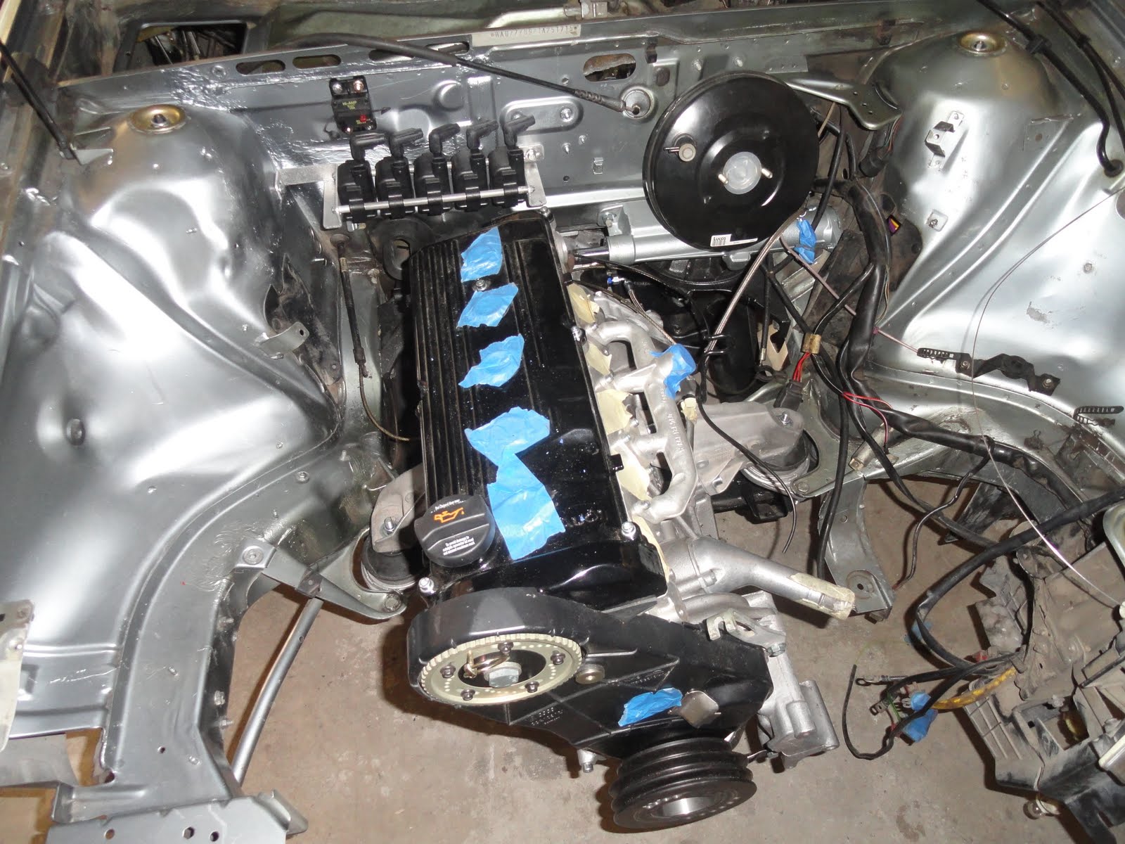 Audi 80 20v Turbo upgrade: getting the engine in.