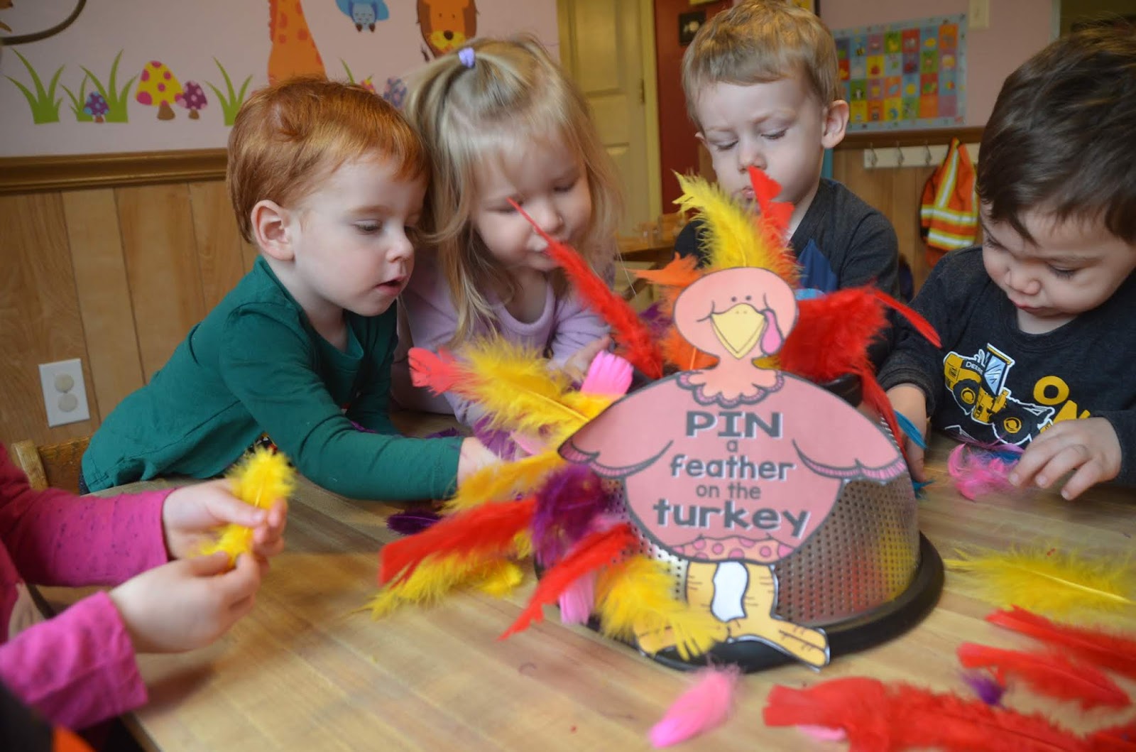 Aunt Tami's House: Pin the Feather on the Turkey