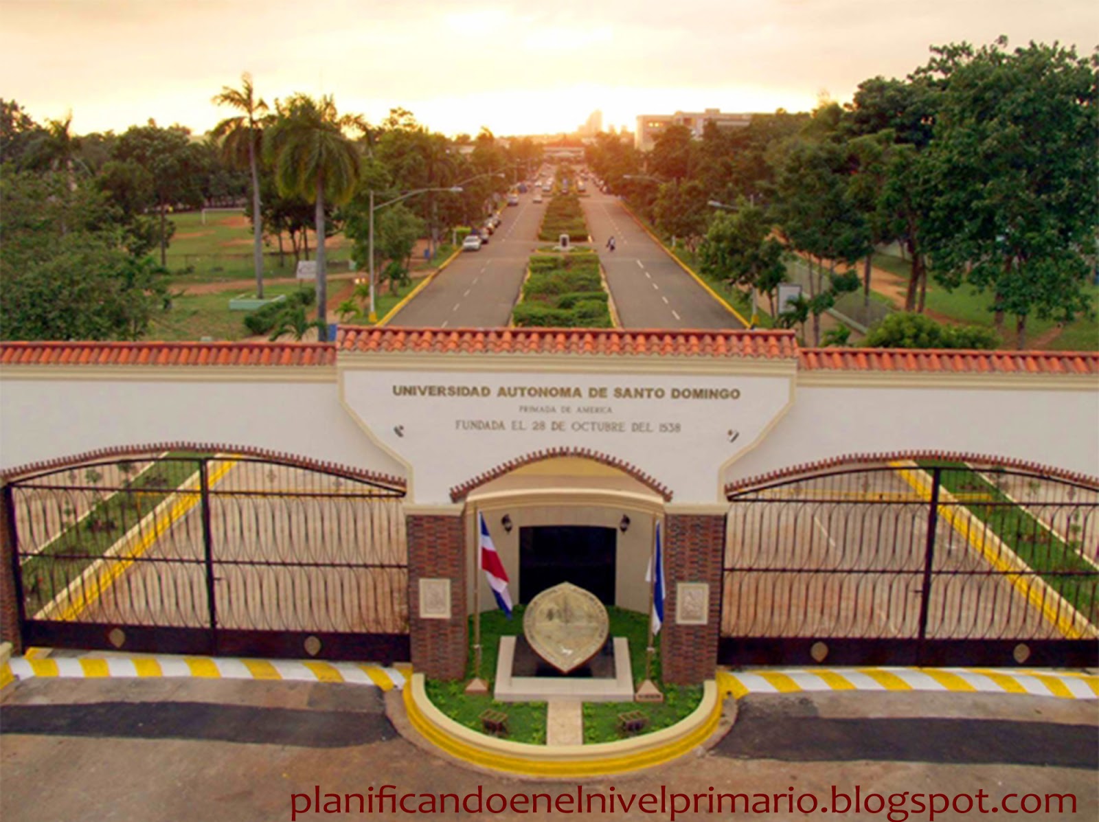 Un día como hoy se celebra la fundación de la UASD, Primera de América ...