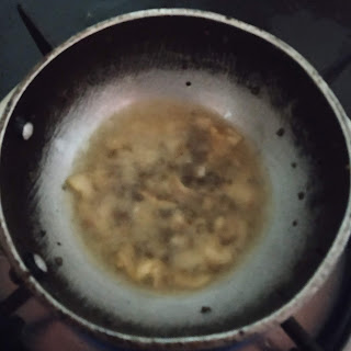 Karamani Kuzhambu Recipe| thatta payir Kuzhambu Recipe | Perum payaru ...