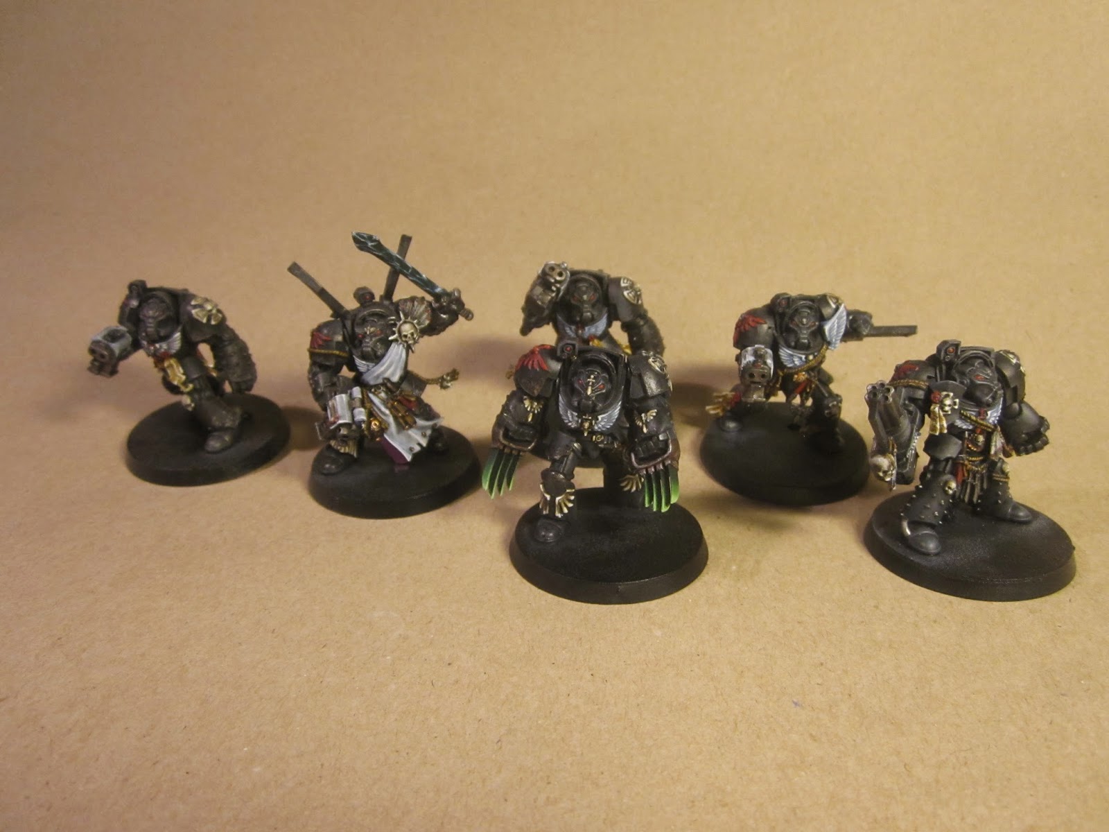 Wh 40k modelling blog by Agis: Fallen Dark Angel with Lighting Claws