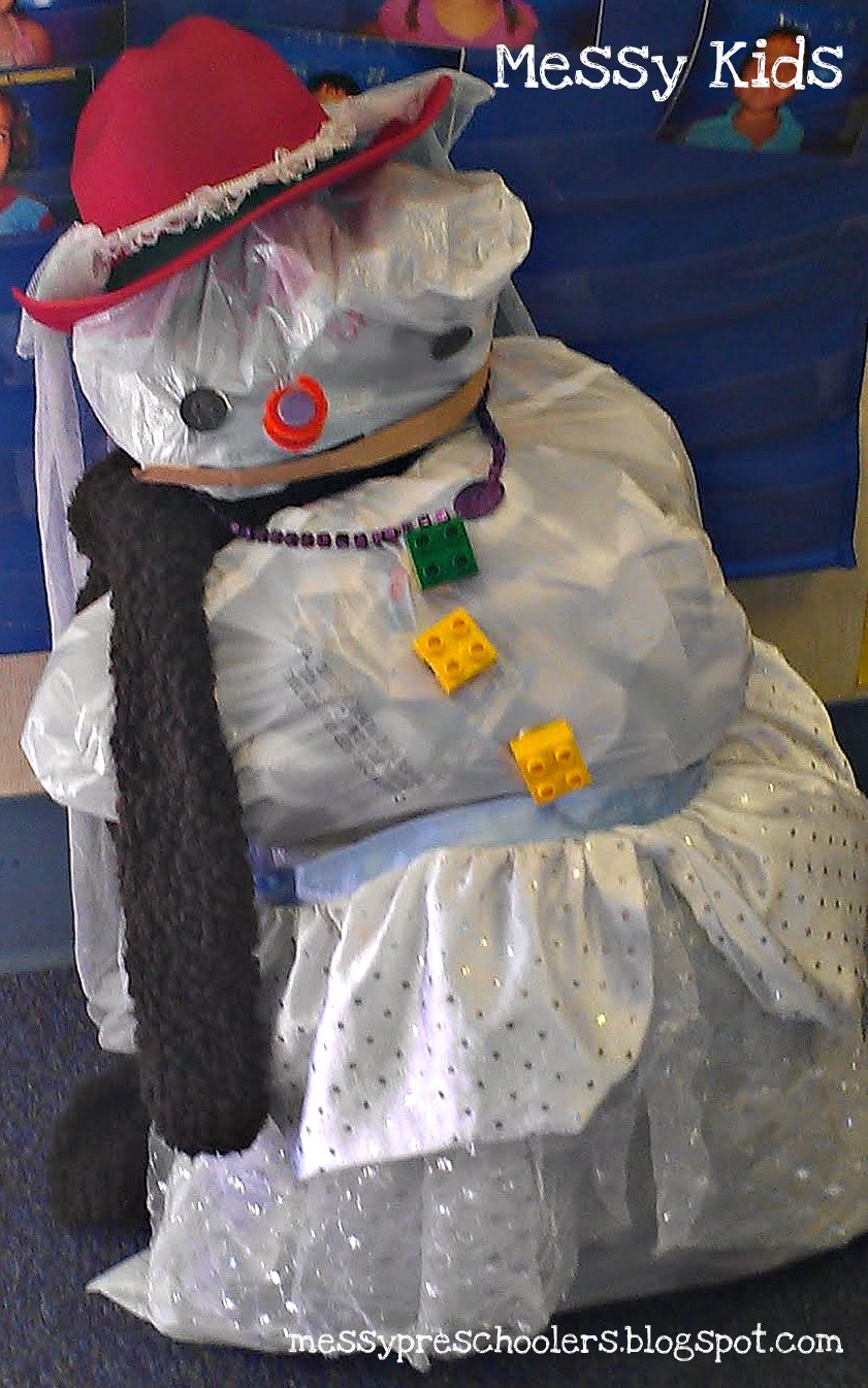 Messy Kids: Snowmen at Preschool