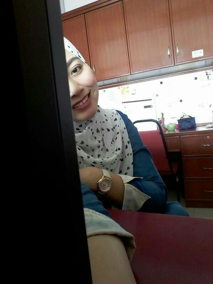 Mamah Muda Berjilbab Ditambah Bugil Dengan Gaya Binal | Skandal Foto Bokep ABG | Situs Film ...