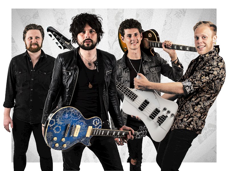 MATT PEACH - Share New Video "Crush"