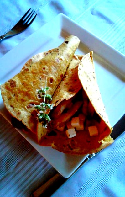 Hot-dog pimpé et wrap de poutine