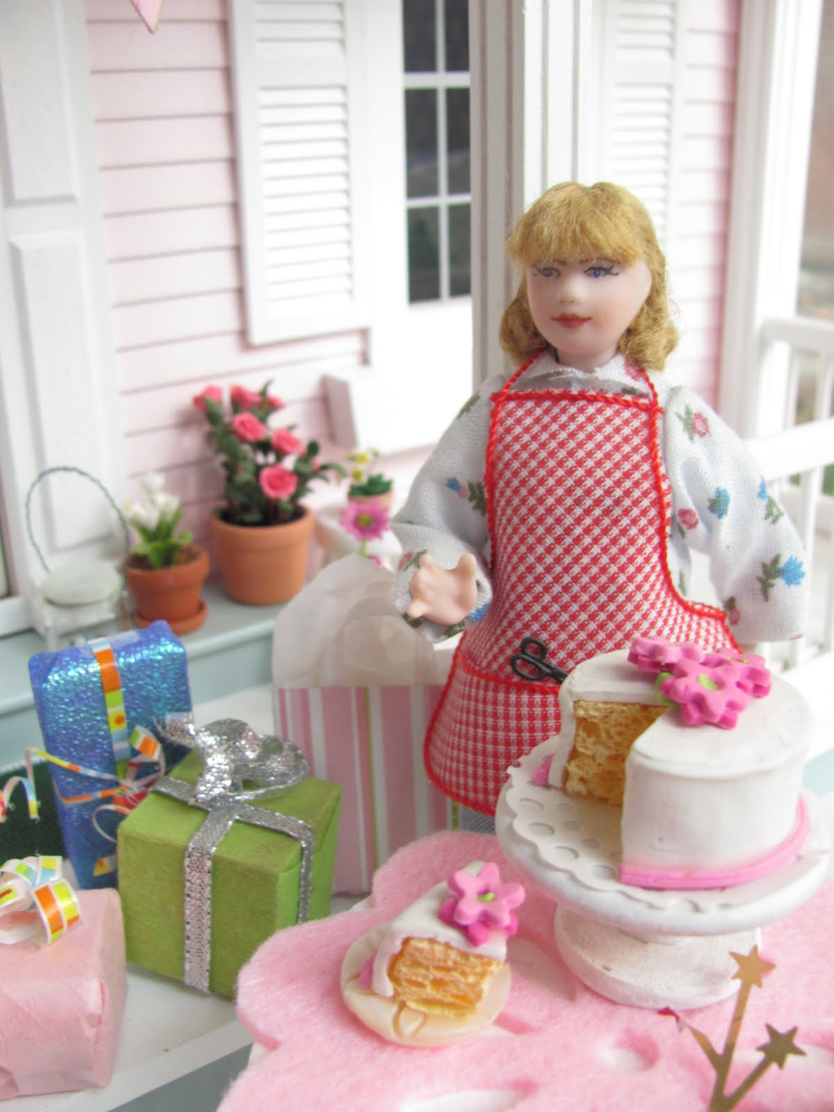 Little Nest Studio: Party On The Pink Porch!