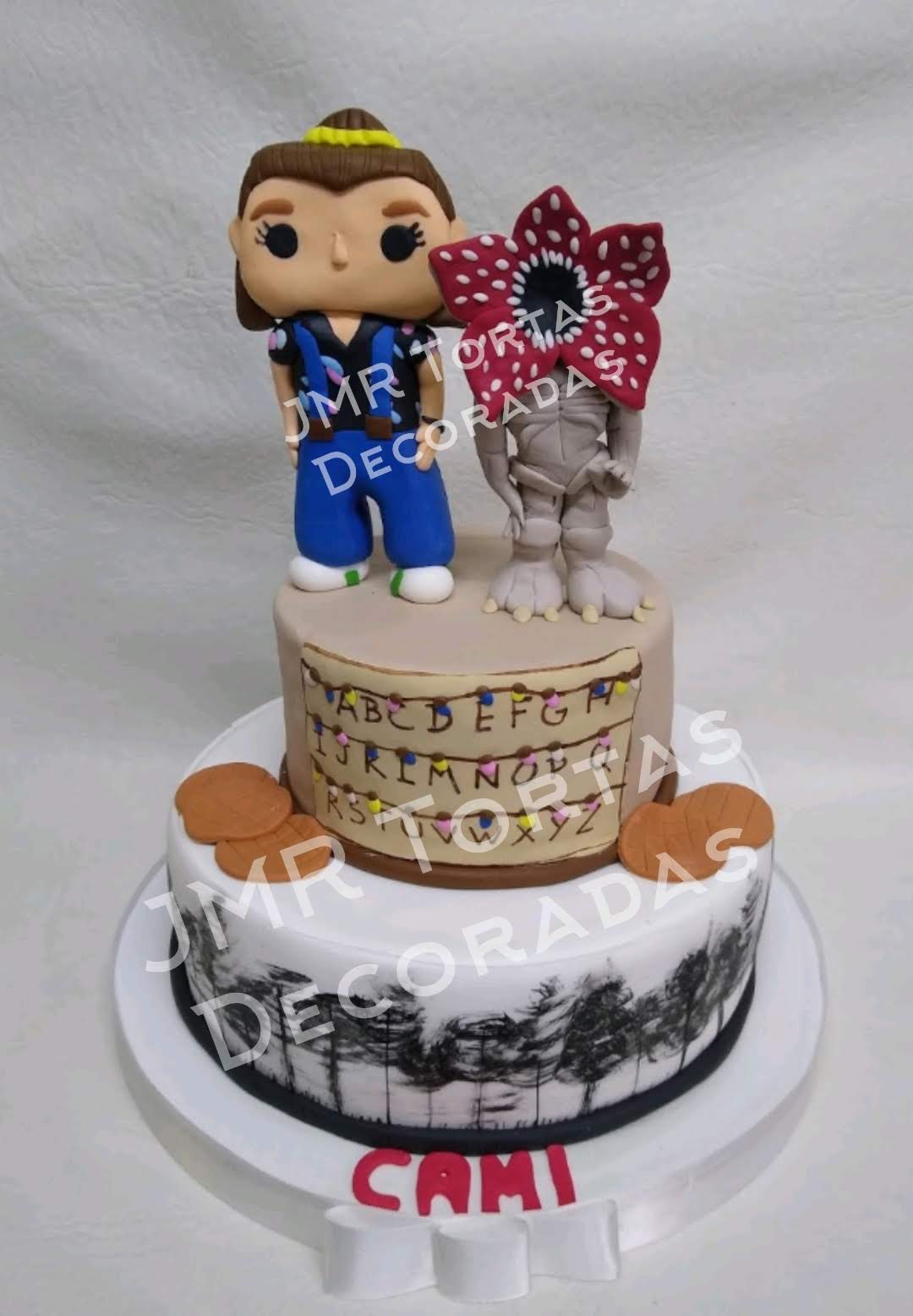 Torta Stranger Things | JMR Tortas Decoradas