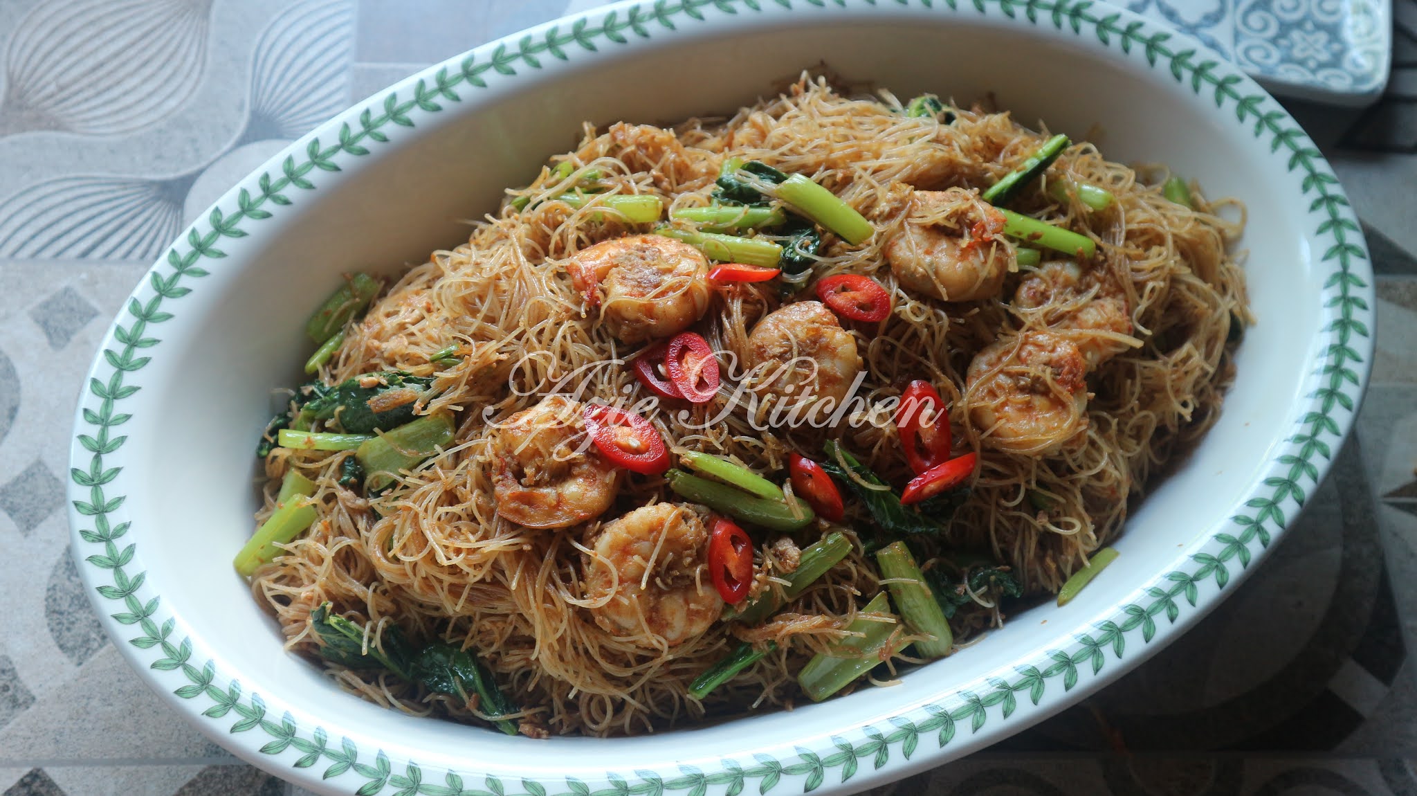 Mee Hoon Goreng Terlajak Sedap - Azie Kitchen
