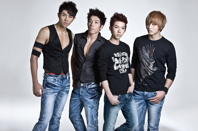 Kangaeru everything about mine: 2AM Profile