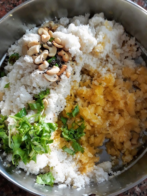 Sihi Kumbalakayi Idly - Pumpkin Idlies