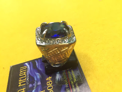 SELANGKAH KE ALAM MISTIK: CINCIN NILAM BIRU DIRAJA @ ROYAL BLUE SAPPHIRE