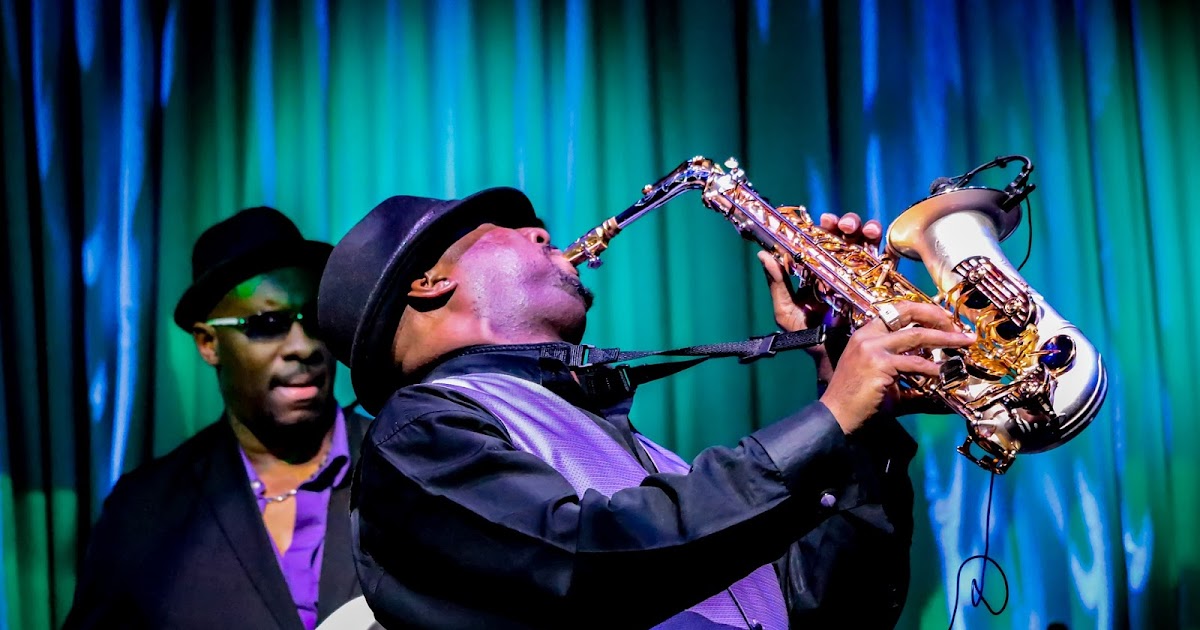 ALAT MUSIK SAXOPHONE ~ CITRAS MUSIK