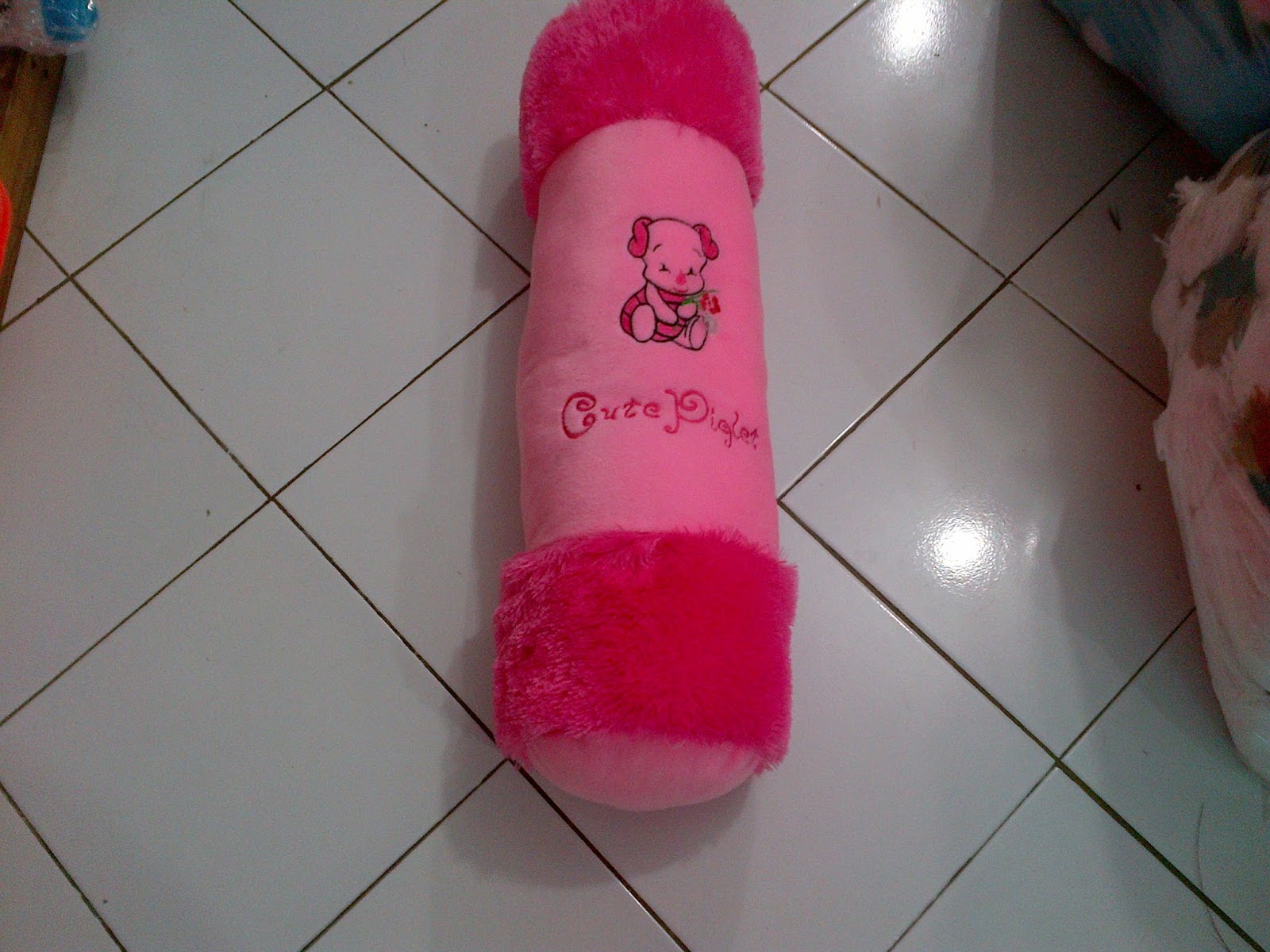 Bonelen (jual aneka macam boneka): Guling Permen