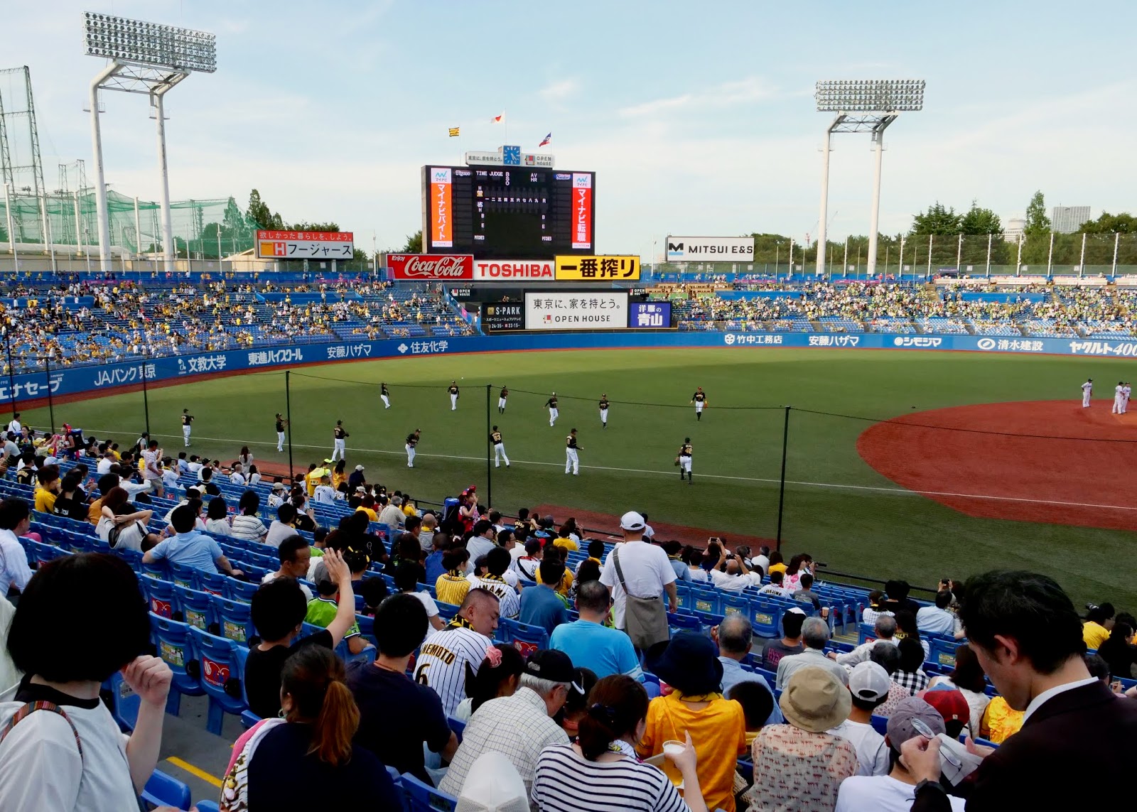 Visual Anthropology of Japan - 日本映像人類学: (A bright spot in Tokyo ...