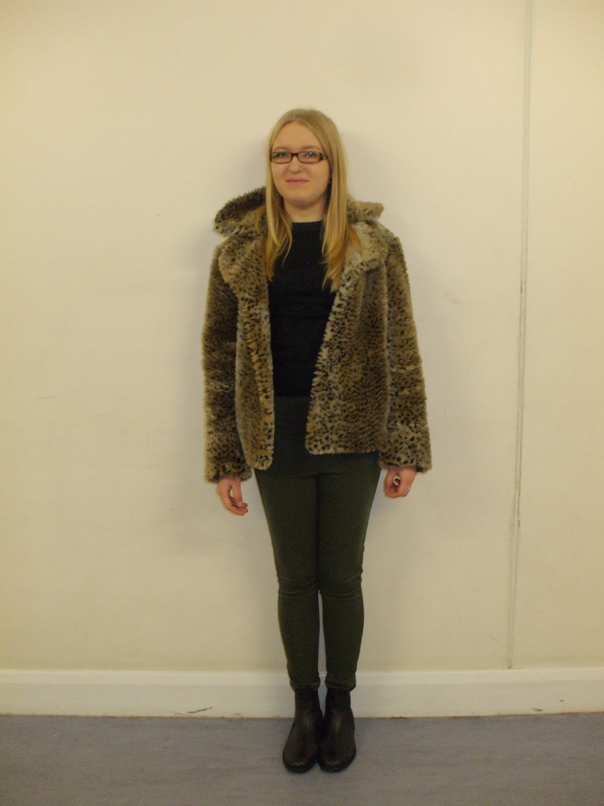 Toni Francis: Character Description