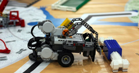 Robomind: FIRST LEGO league